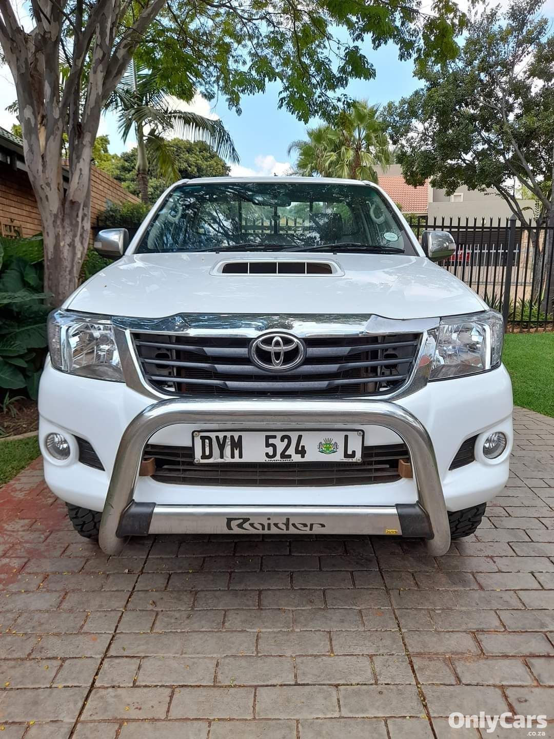 2015 Toyota Hilux 3.0 D4D Raider 4x4 used car for sale in Rustenburg North West South Africa ...