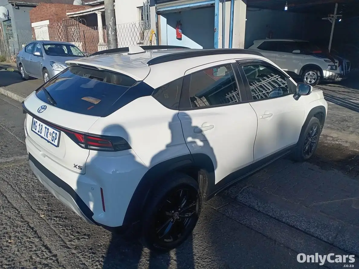 2024 Toyota Starlet Cross 1.5Xs Auto used car for sale in Germiston ...