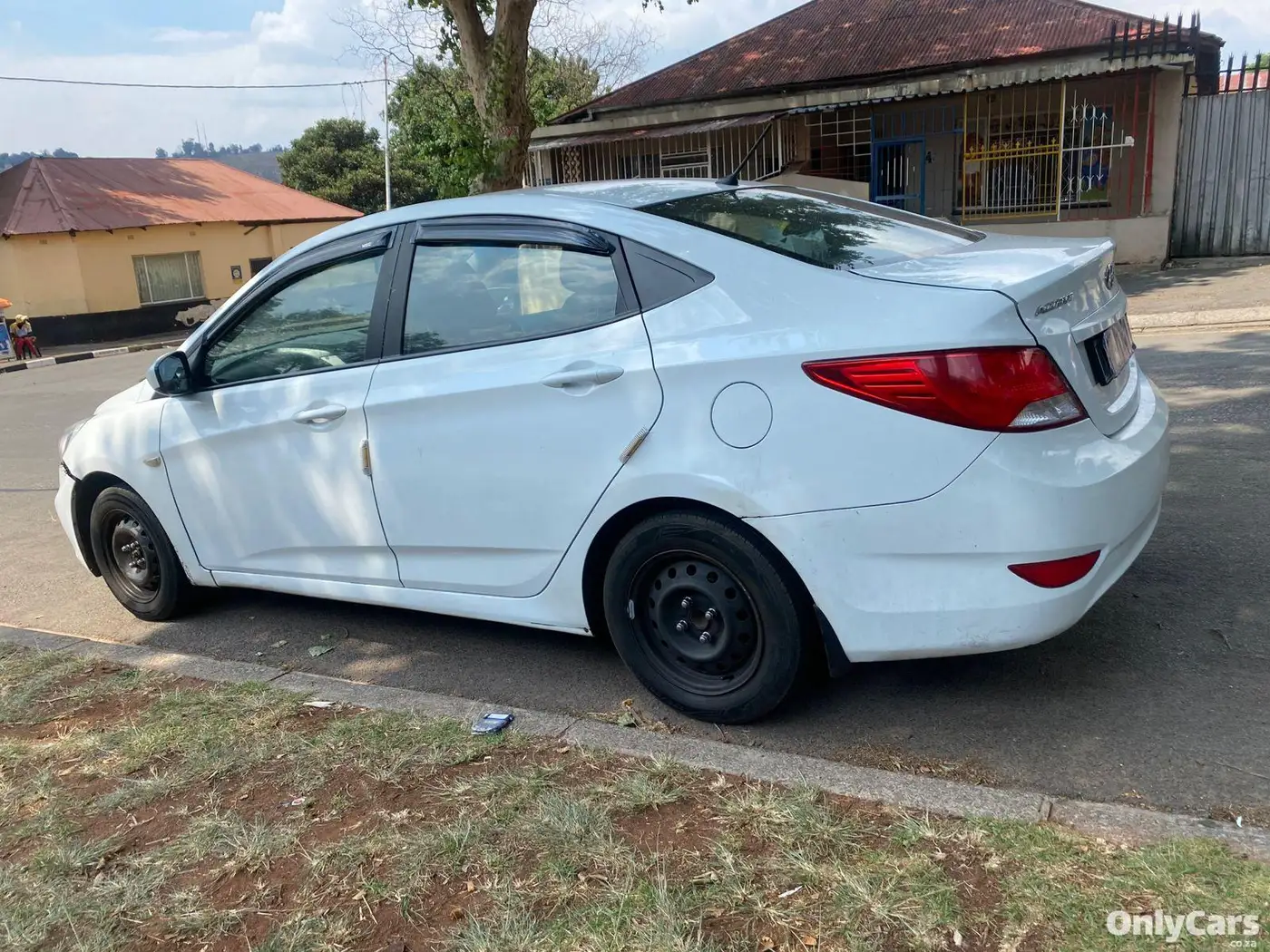 2017 Hyundai Accent 1.6 Motion used car for sale in Johannesburg City ...