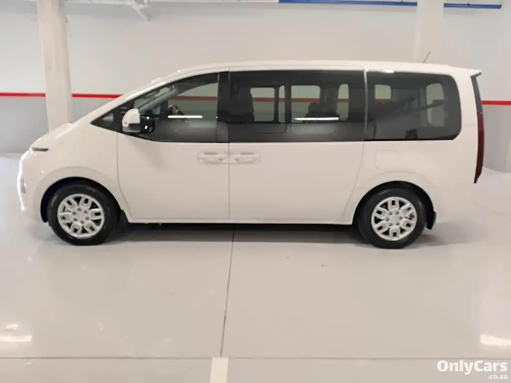 1993 Hyundai Staria 2.2D Executive used car for sale in Johannesburg City Gauteng South Africa ...