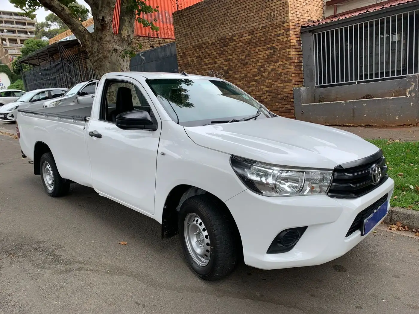 2018 Toyota Hilux 2.4 GD6 4x2 used car for sale in Johannesburg City ...