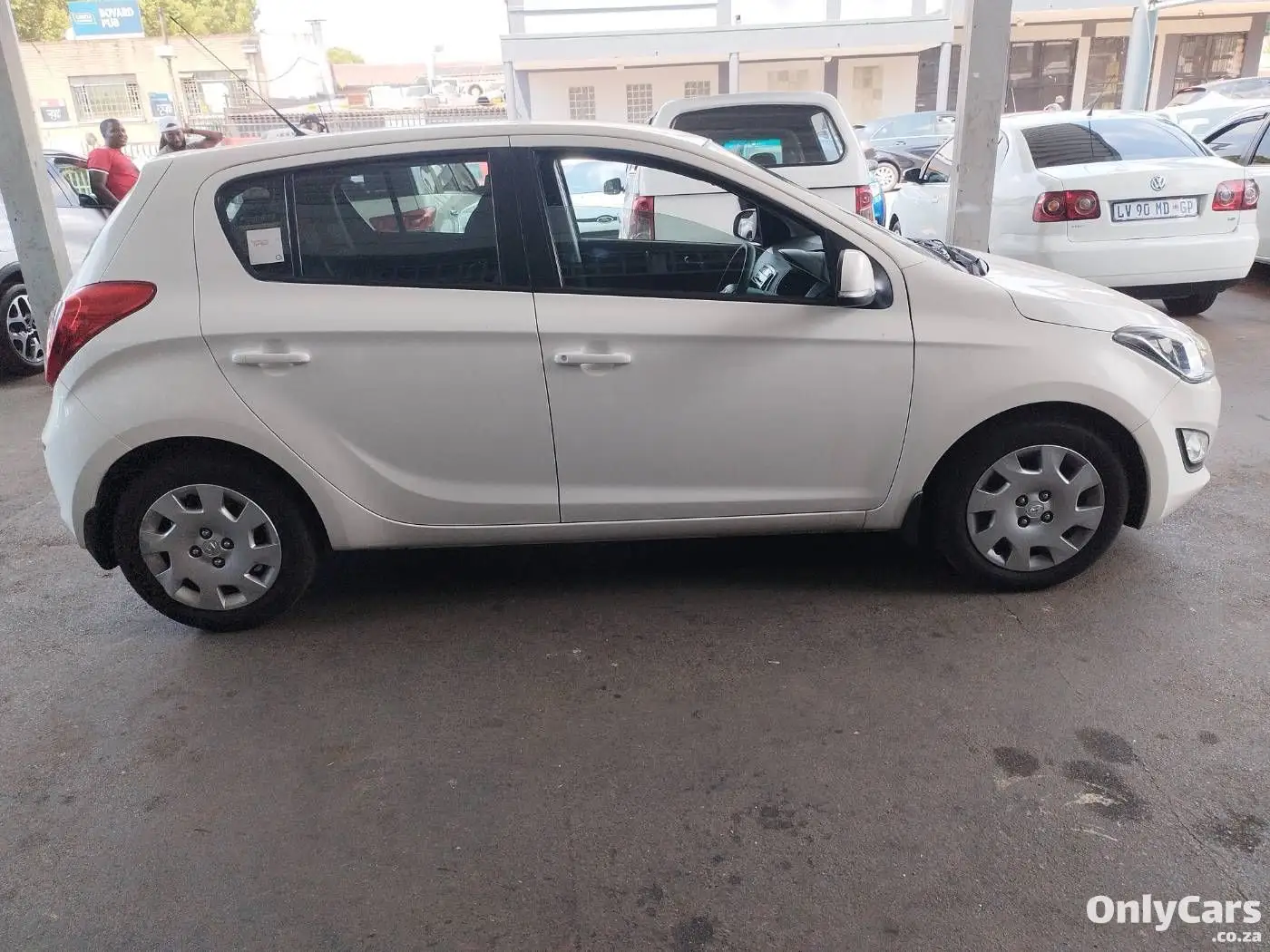 2013 Hyundai i20 Fluid Automatic used car for sale in Johannesburg ...